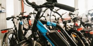 Beste Kleine Elektrische Fiets voor Kleine Mensen (2026)